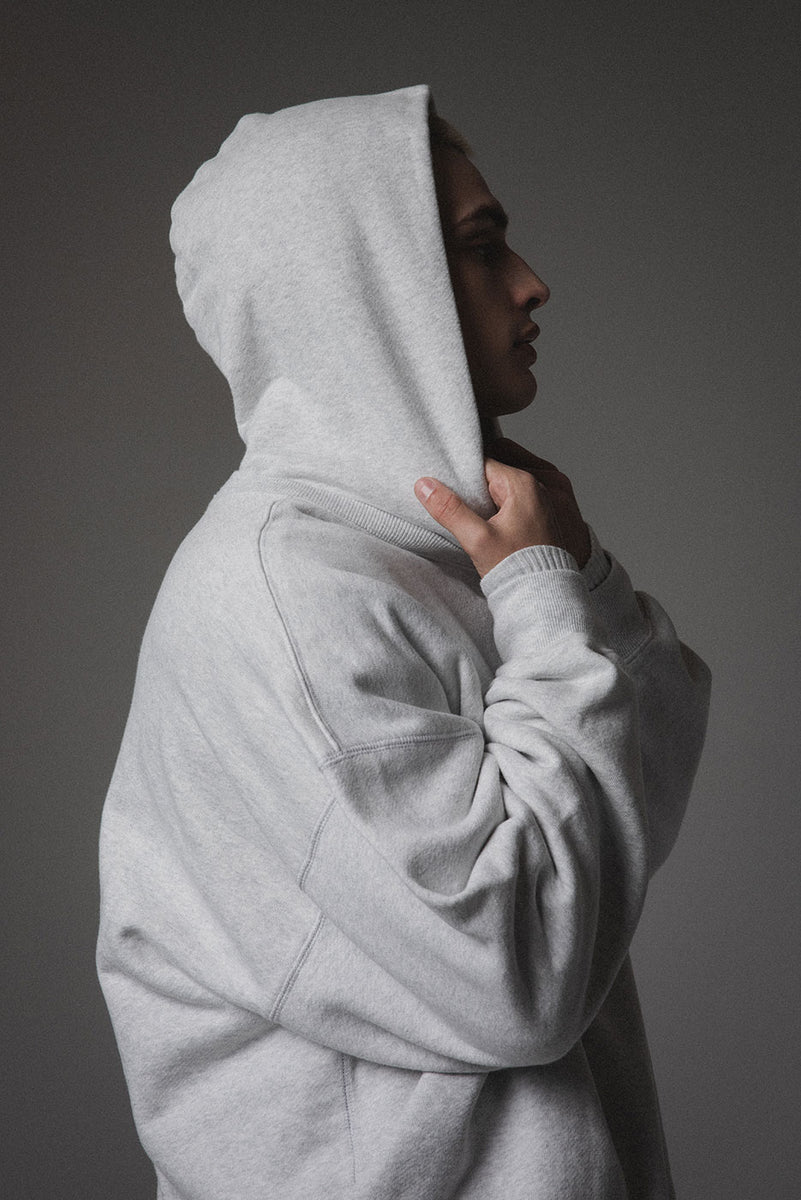 CORE HOODIE in VINTAGE ASH GREY – Elwood Clothing CORE HOODIE in VINTAGE ASH GREY – Elwood Clothing