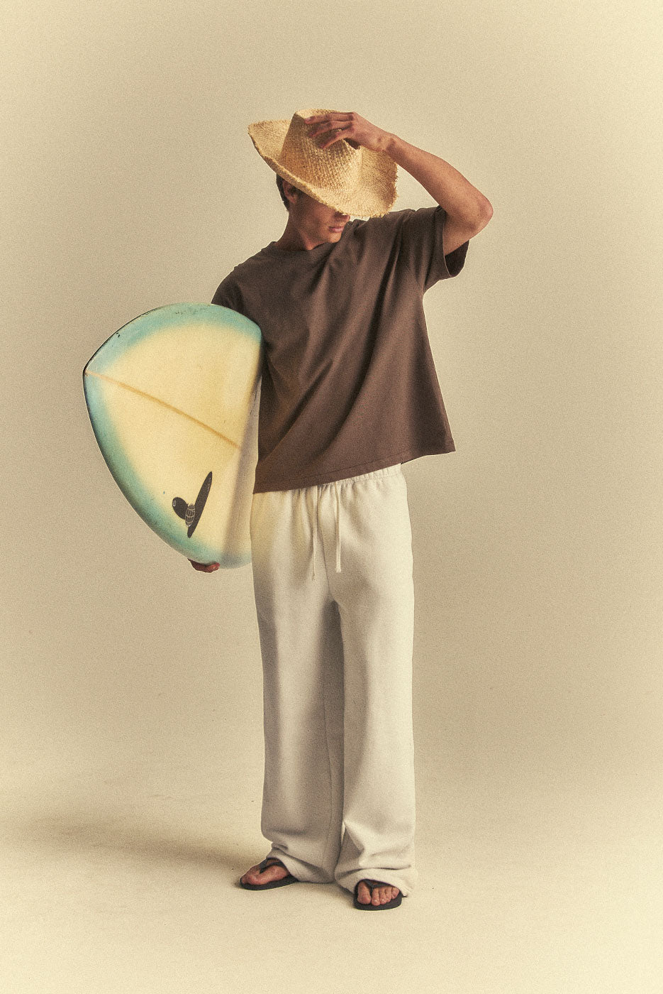 CORE STRAIGHT LEG SWEATPANT in VINTAGE WHITE – Elwood Clothing